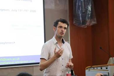 英国剑桥大学Thomas Douglas Bennett博士应邀来我室做学术报告-有机功能分子合成与应用教育部重点实验室